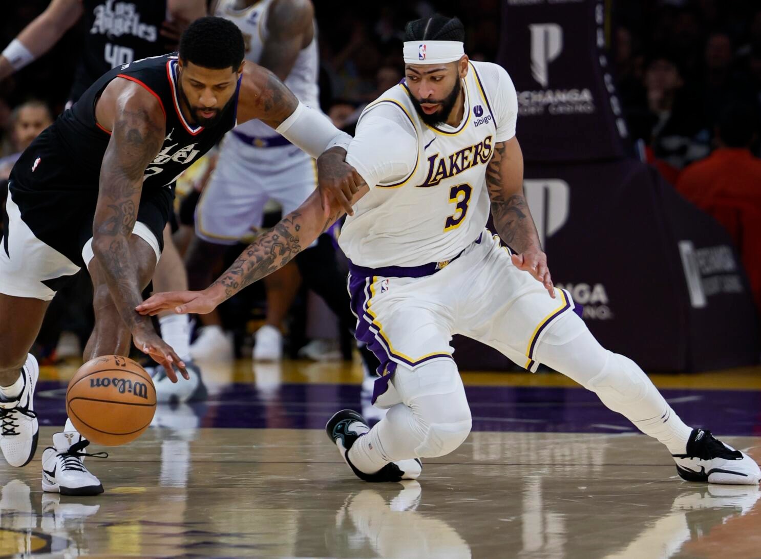 Lakers Outshine Clippers in NBA Battle of LA - me88 Casino